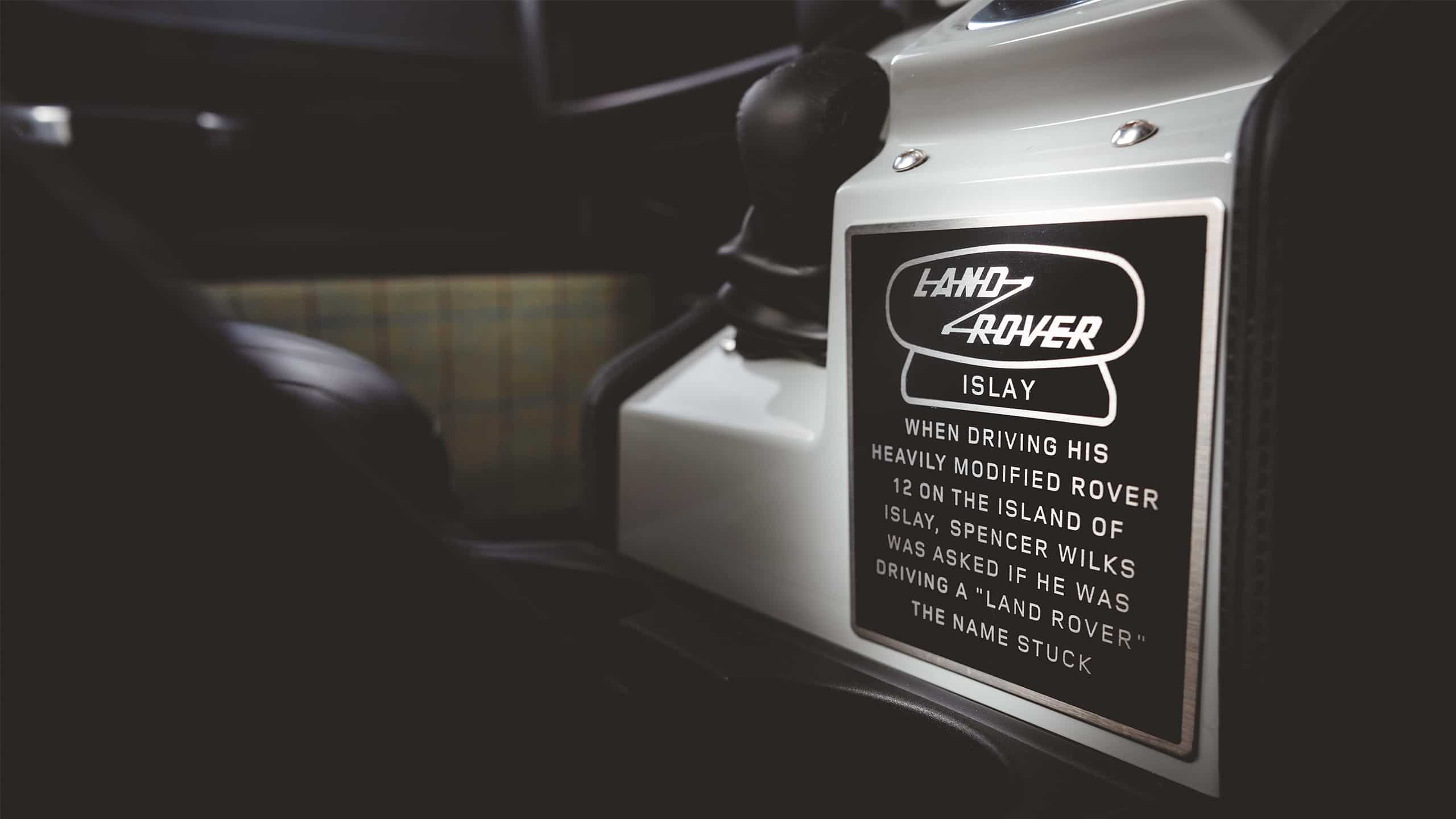 Land Rover Classic présente le Classic Defender Works V8 Islay Edition ...